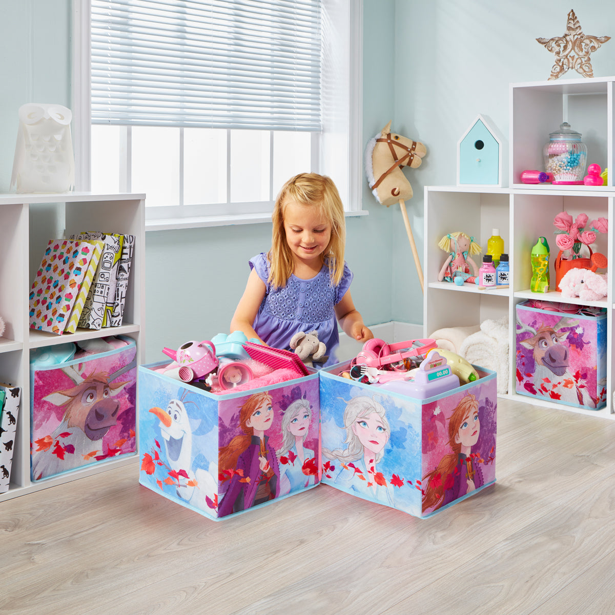 Cube toy storage store